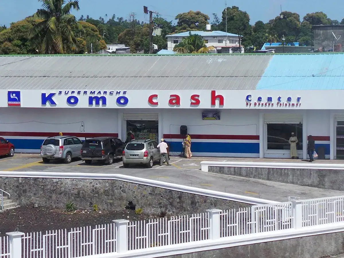 Comores : le patron des enseignes Komo Cash dans la tourmente - Mayotte ...